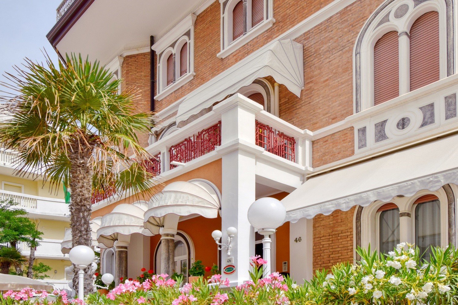 Hotel Patria Cattolica, Hotel 3 Stelle