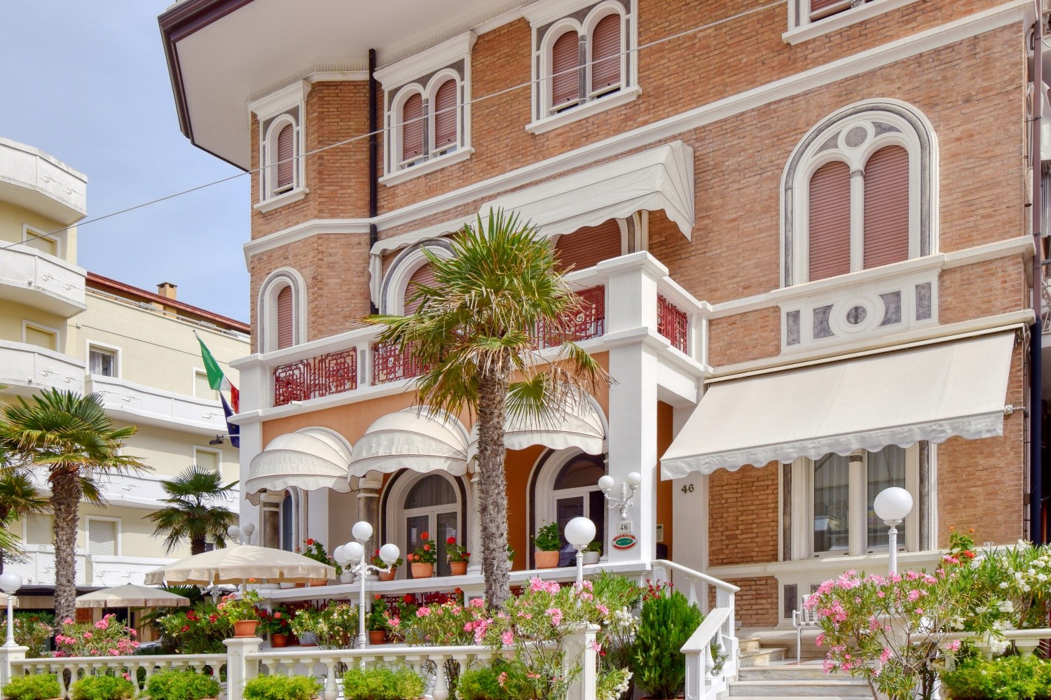 Hotel Patria Cattolica, Hotel 3 Stelle